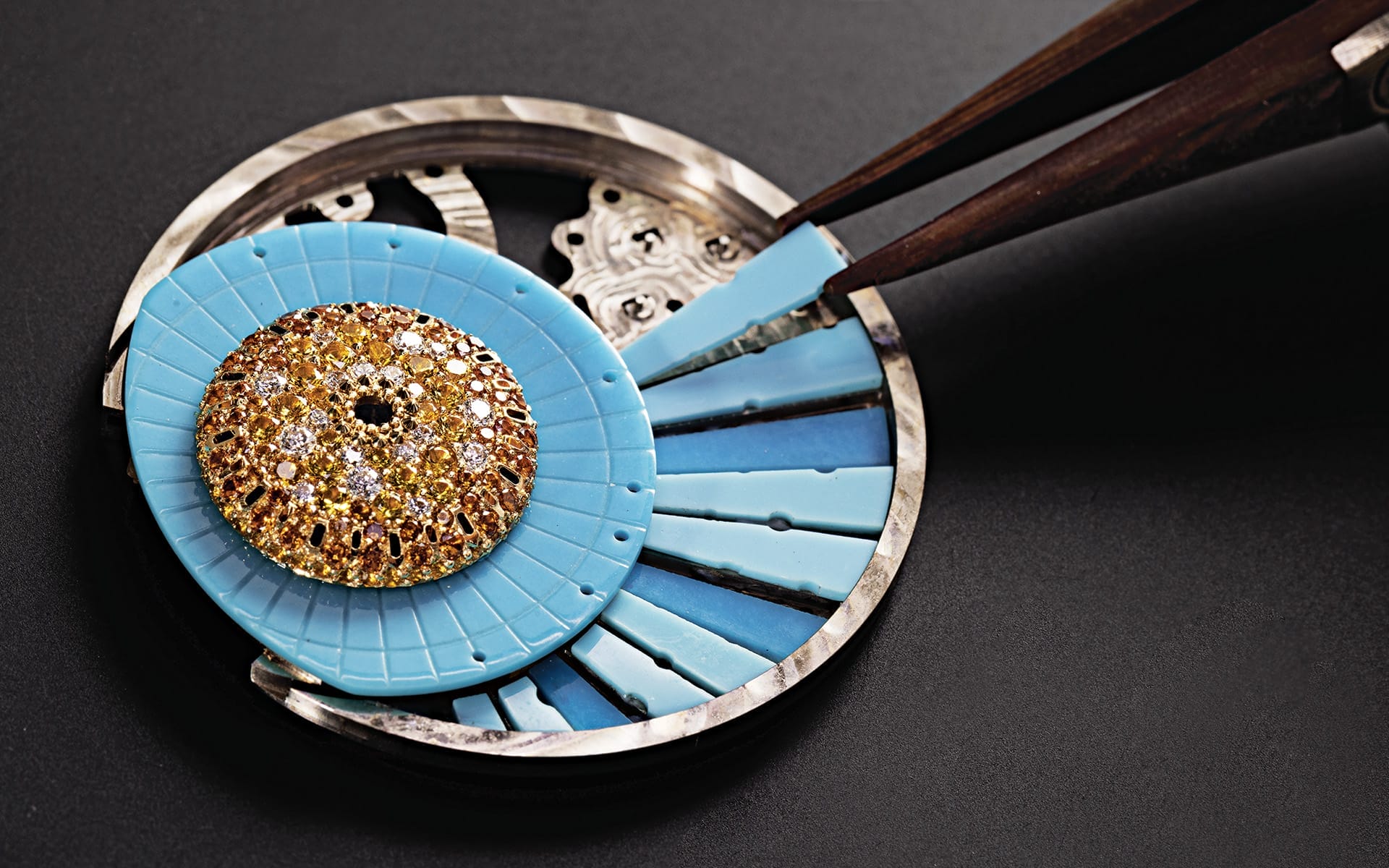 Van Cleef & Arpels Conjures an Enchanting New Collection of Timepieces ...