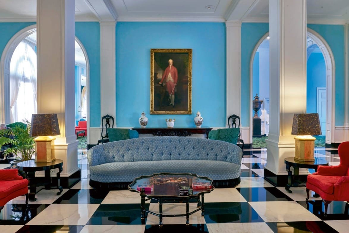 Anatomy of a Room: Dorothy Draper’s Iconic Lobby for the Greenbrier ...