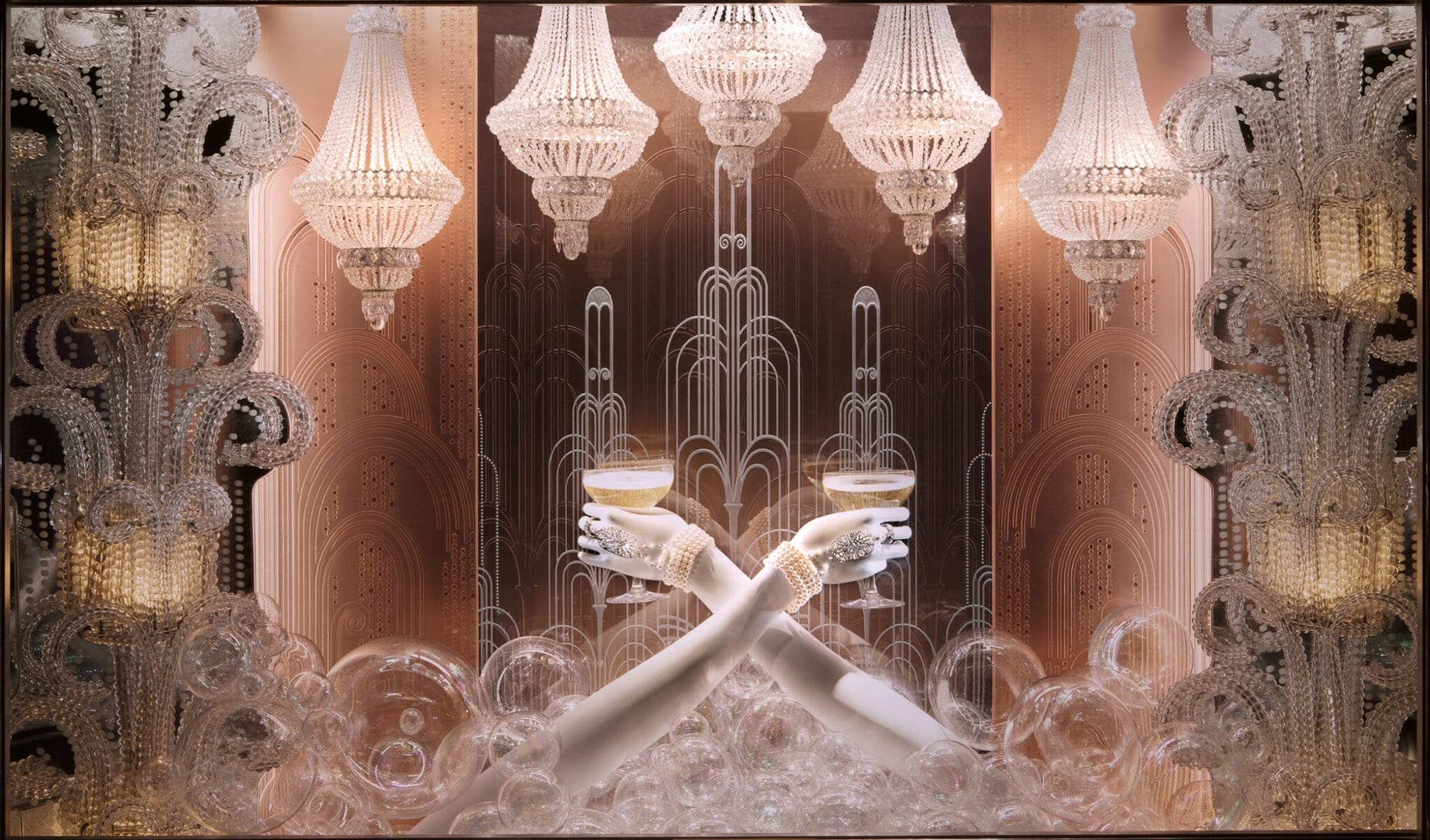 See Tiffany & Co.’s Most Captivating Holiday Window Displays - Galerie ...