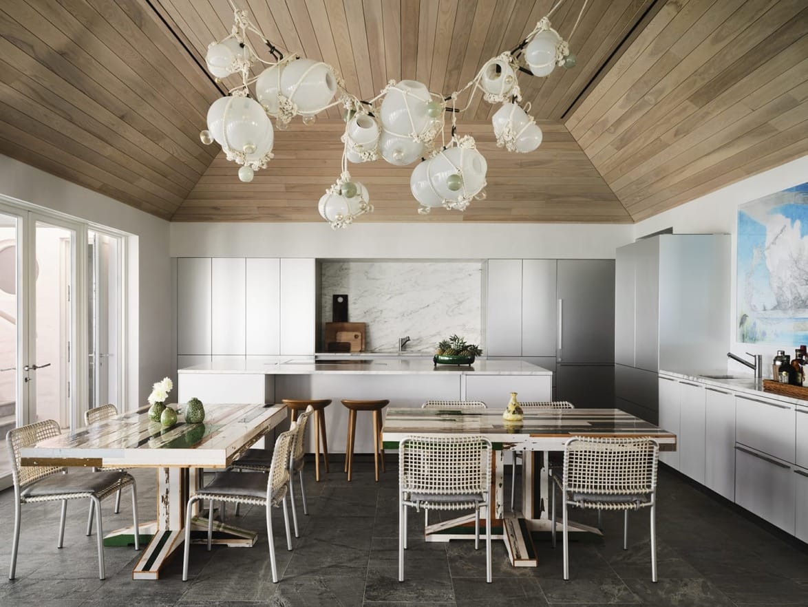 Tour a Contemporary Bermuda Retreat That Puts a Fresh Spin on the ...