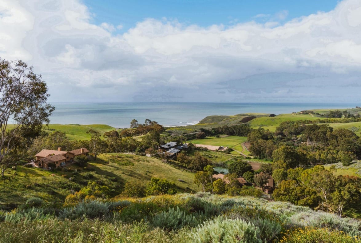 James Cameron’s Sprawling California Ranch Hits the Market for $33 ...