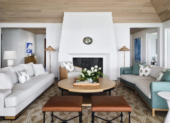 Tour a Contemporary Bermuda Retreat That Puts a Fresh Spin on the ...