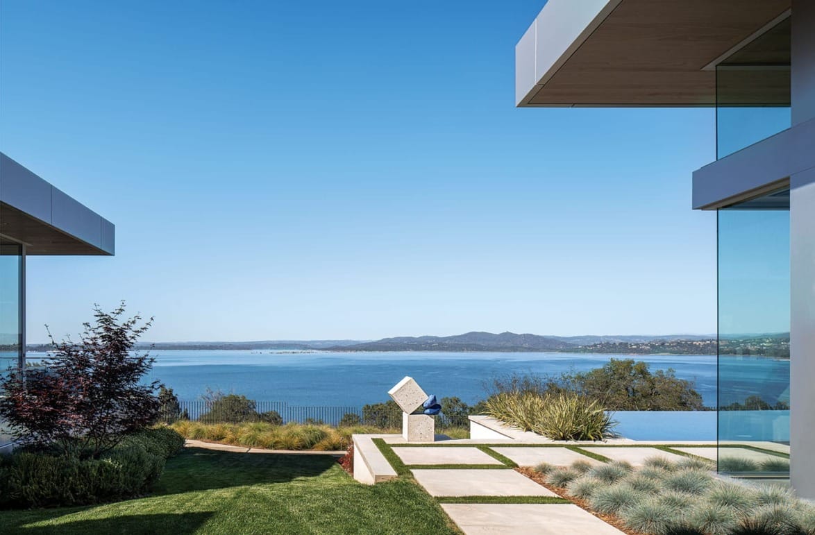 James Magni and Paul McClean Collaborate on a Modern Residence that ...