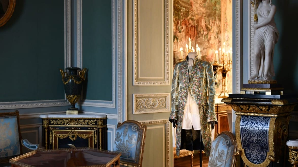 The Louvre Unveils First-ever Fashion Exhibition Blending Haute Couture and Fine Art - Galerie ...