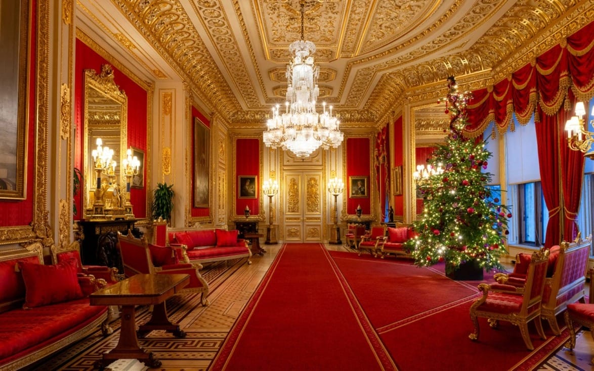 Windsor Castle Unveils Festive Christmas Decorations - Galerie Magazine