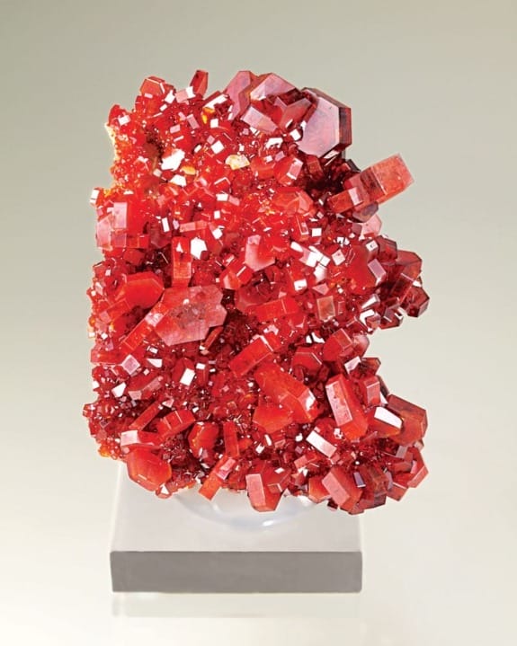 Stephanie Goto Designs a Meditation Room Around a Lee Ufan Artwork ...