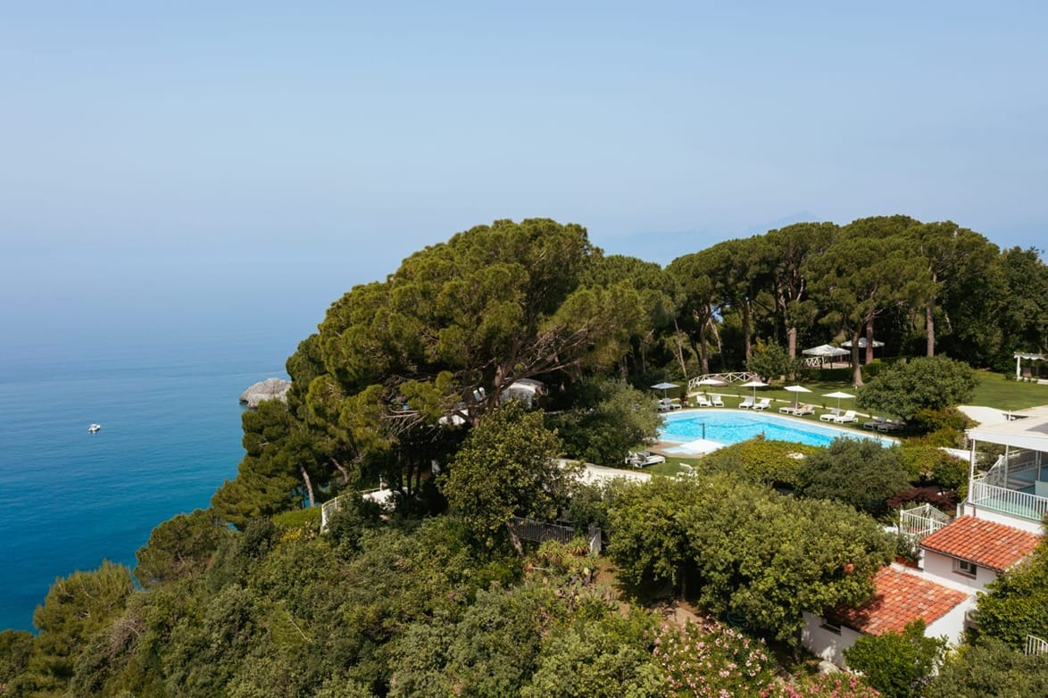 Hotel of the Week: Step Inside a Dreamy Italian Retreat Overlooking the ...