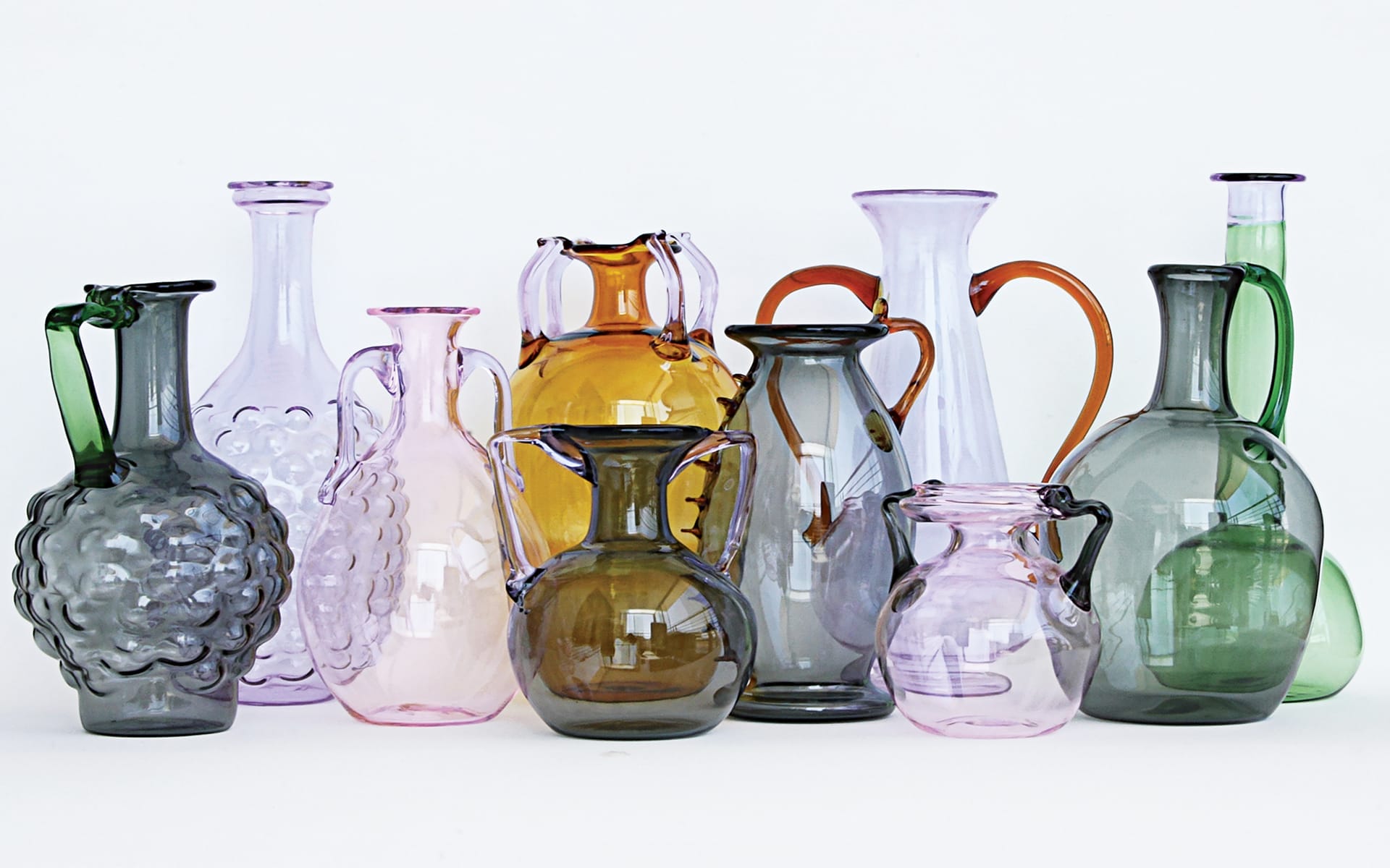 Meet the Palestinian Architect Creating Ethereal Glass Vessels ...