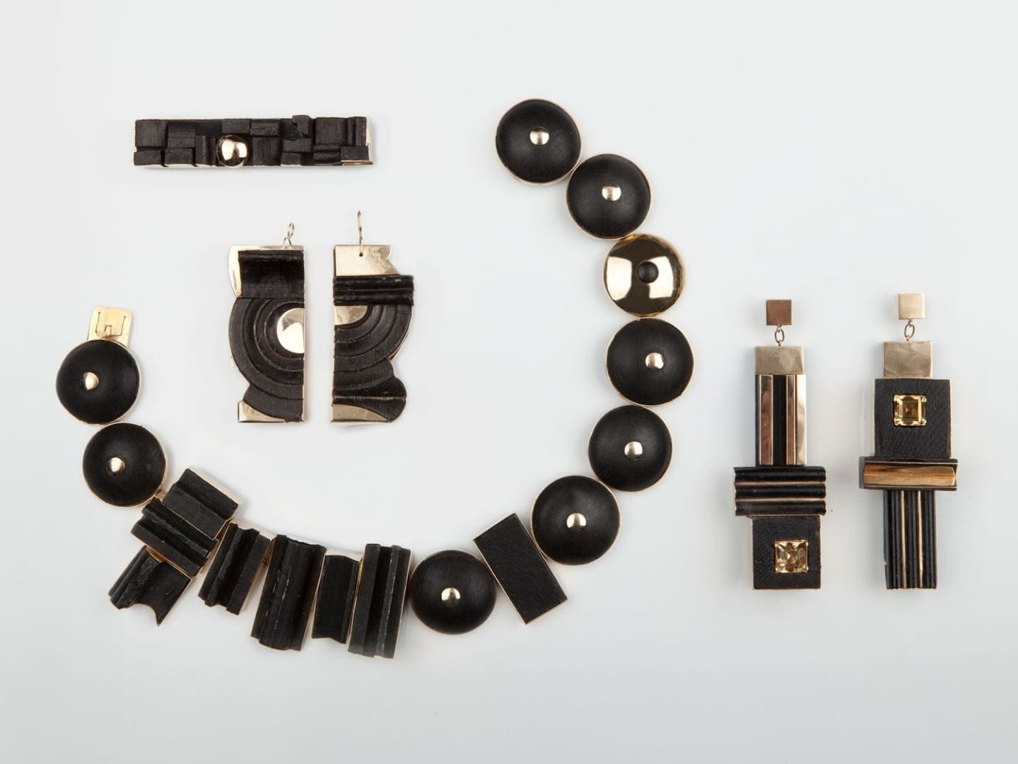 Louise Nevelson’s Rare Jewelry Transforms Found Objects into Miniature ...