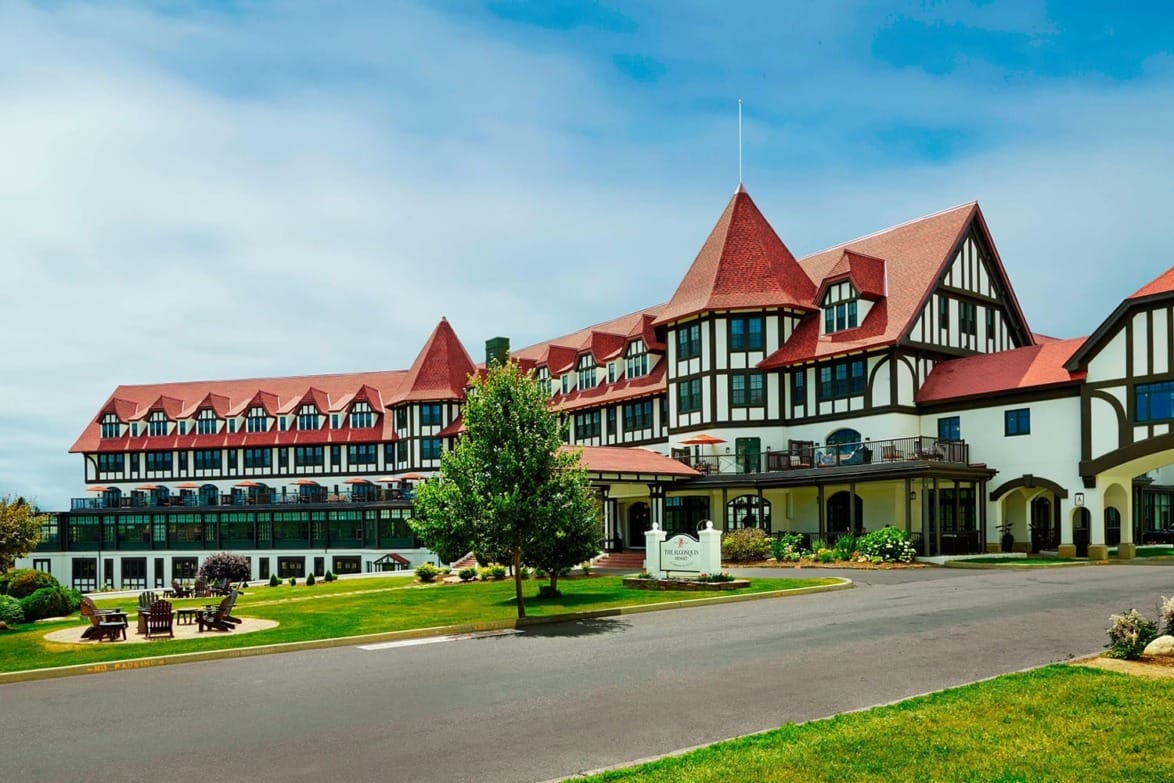 The Fascinating Story Behind Canada's Grand Railway Hotels - Galerie ...