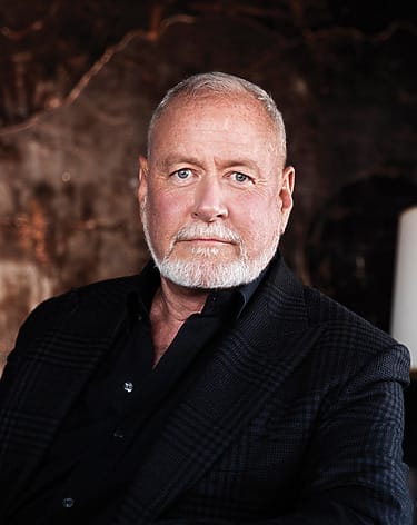 Architect William Sofield Gives a Glimpse into His Creatively Charged ...