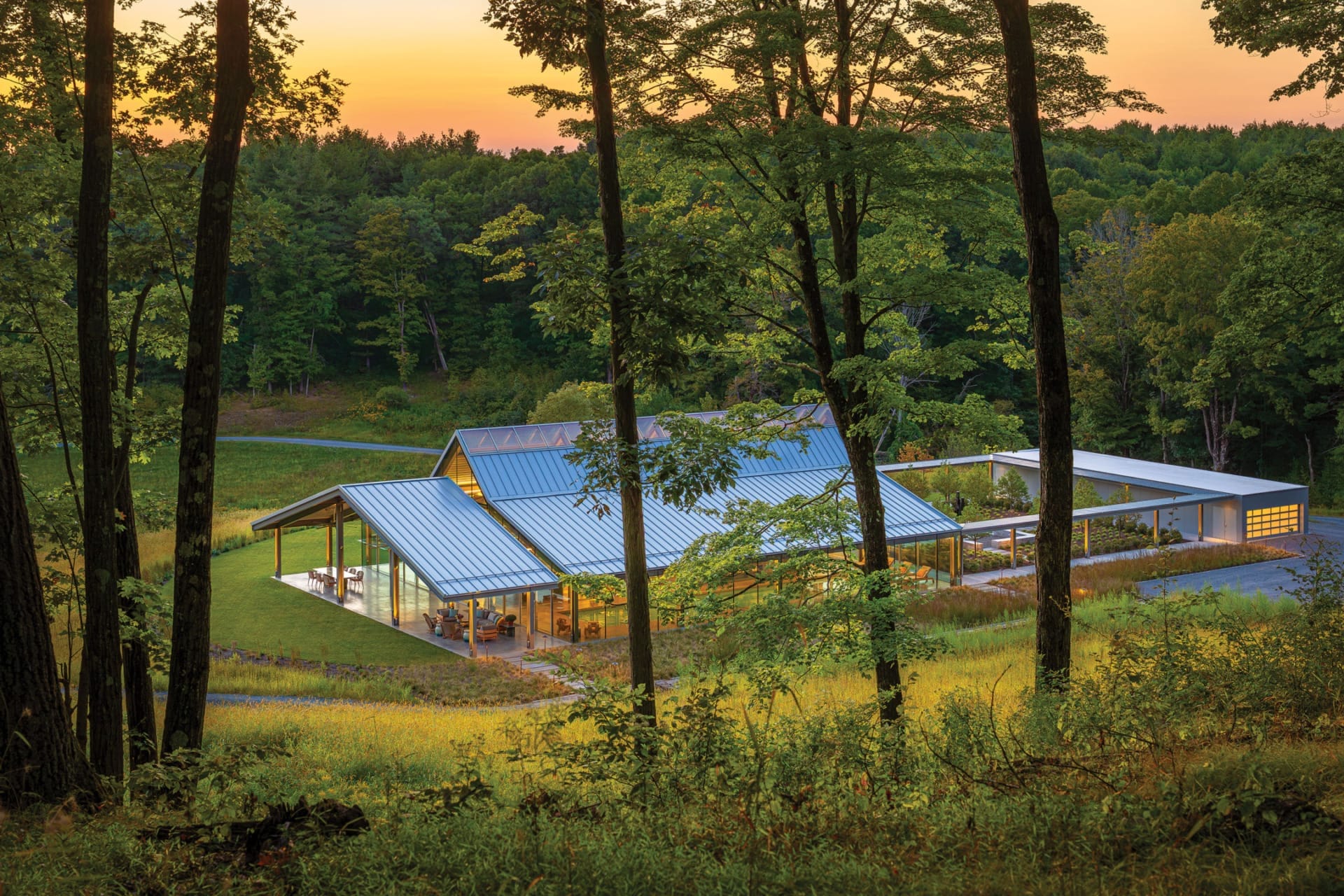 Jamie Drake Conceives an Art-Filled Recreation Center at a New York ...