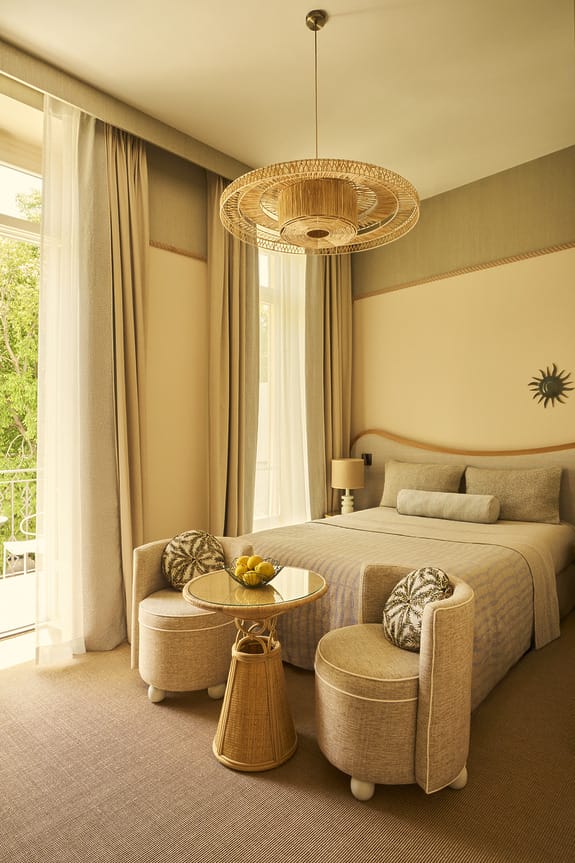 Artful Escapes: Le Soleia